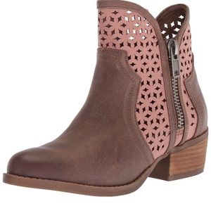 Not Rated | Shoes | Not Rated Emily Ankle Bootie | Poshmark